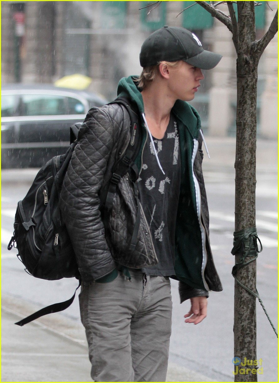 AnnaSophia Robb & Austin Butler: 'Carrie Diaries' Duo | Photo 464604 ...