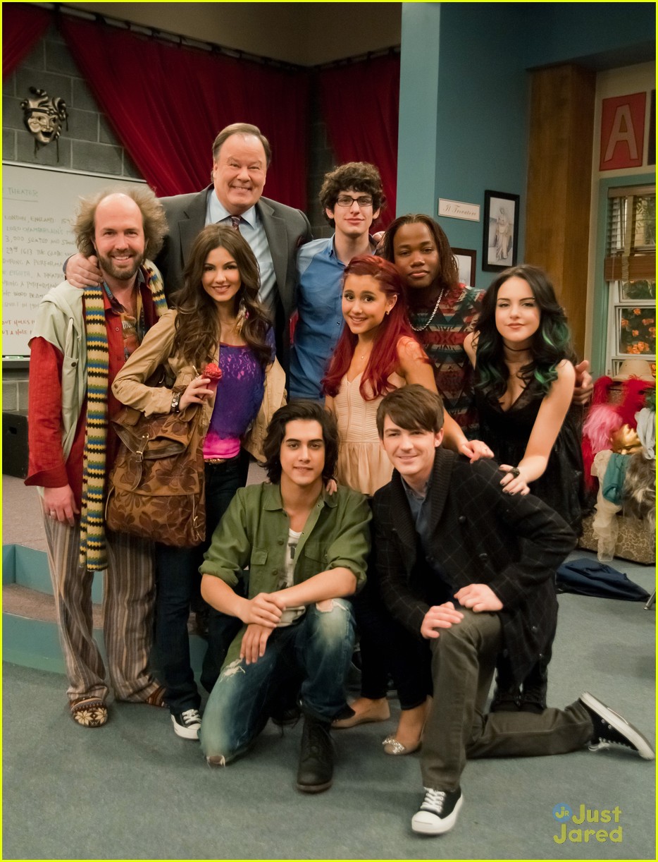 Drake Bell Guest Stars on 'Victorious'! | Photo 465297 - Photo Gallery ...