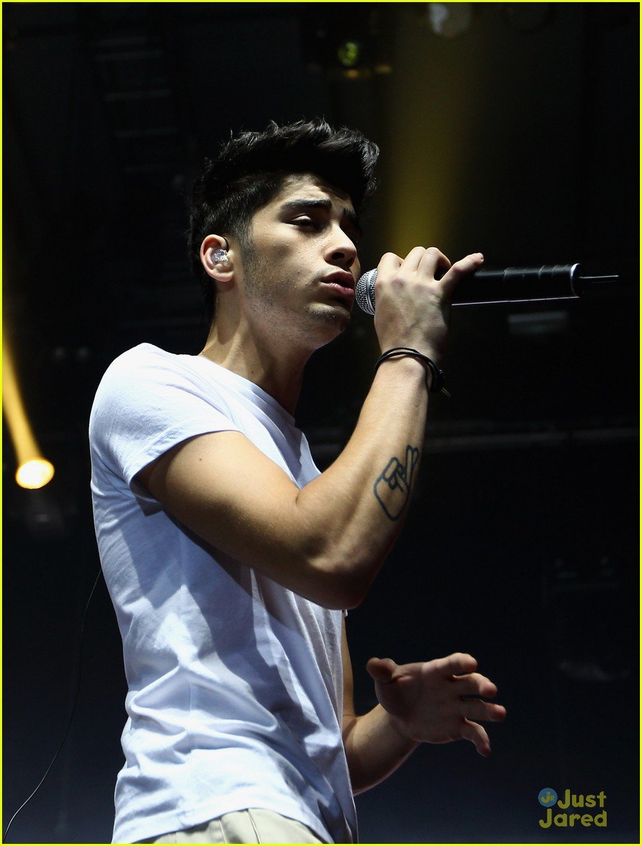 One Direction: Auckland Concert Pics! | Photo 469450 - Photo Gallery ...