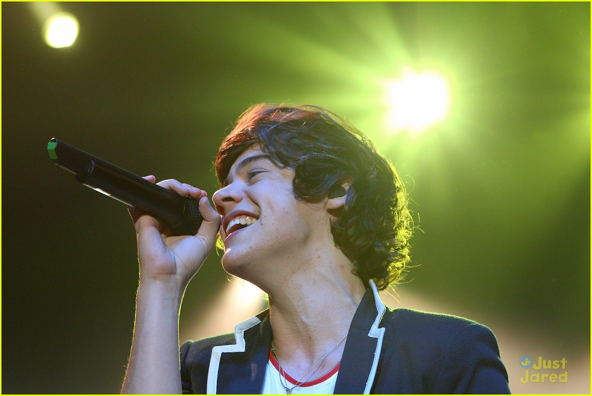One Direction are Brisbane Boys | Photo 469040 - Photo Gallery | Just ...