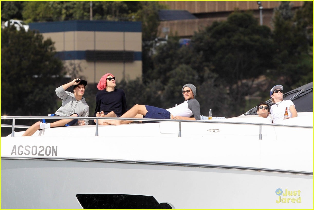 One Direction Dive Into Sydney Harbor! | Photo 467795 - Photo Gallery ...