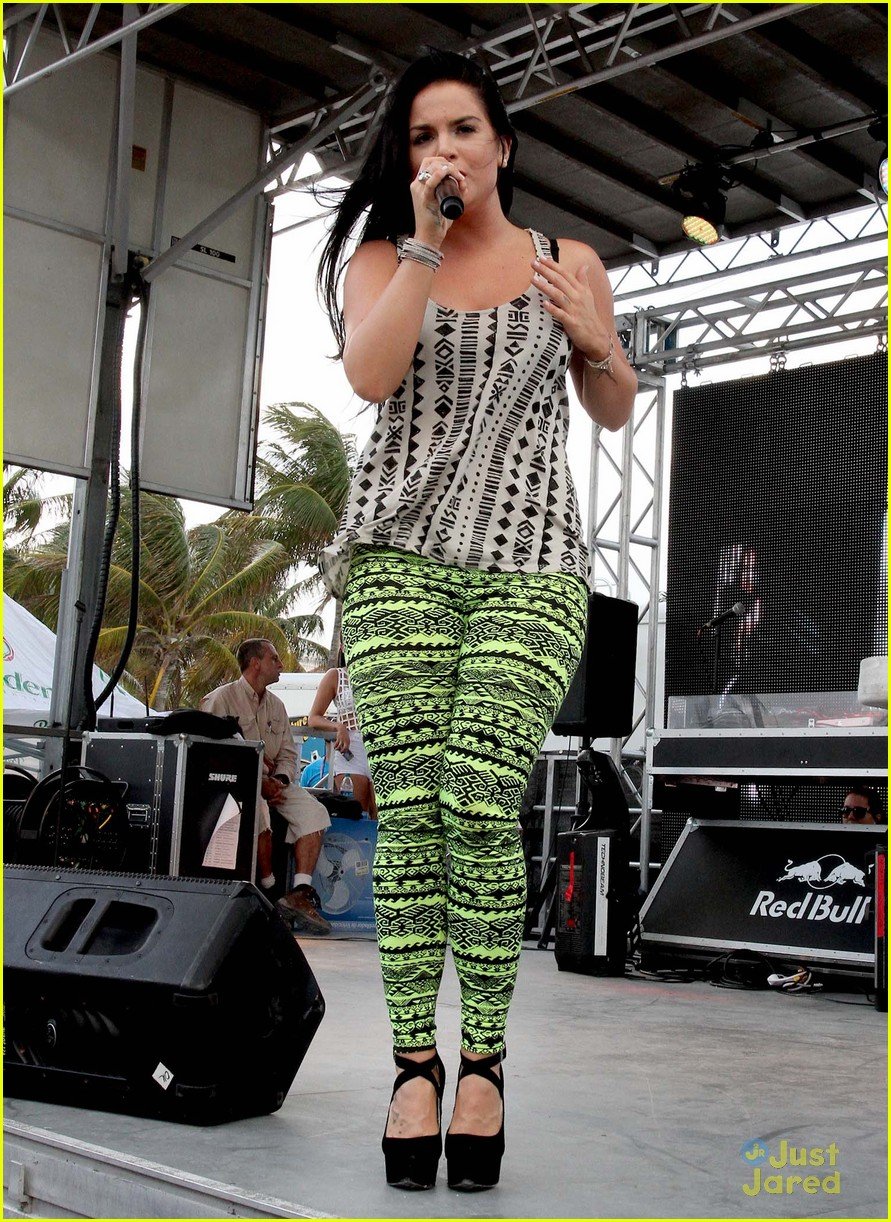 JoJo: Miami Beach Gay Pride Parade! | Photo 468775 - Photo Gallery ...