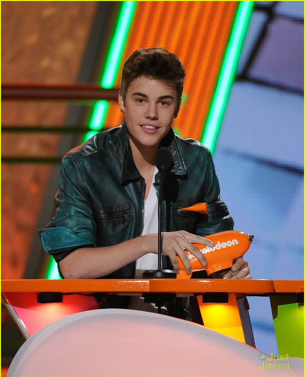 Justin Bieber: Fave Male Singer Shaves Head! | Photo 466769 - Photo ...