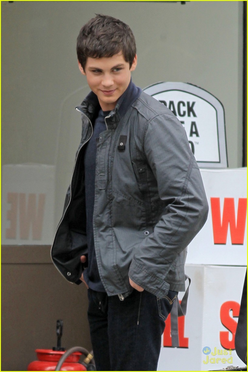Logan Lerman: Nathan Fillion Wraps 'Percy Jackson' | Photo 470558 ...