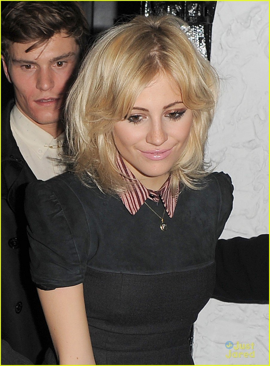 Pixie Lott & Oliver Cheshire: Rose Party Pair | Photo 469477 - Photo ...