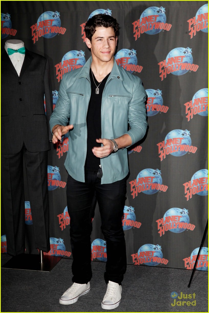 Nick Jonas is 'Open' To Guest Starring on 'Glee' | Photo 467786 - Photo ...