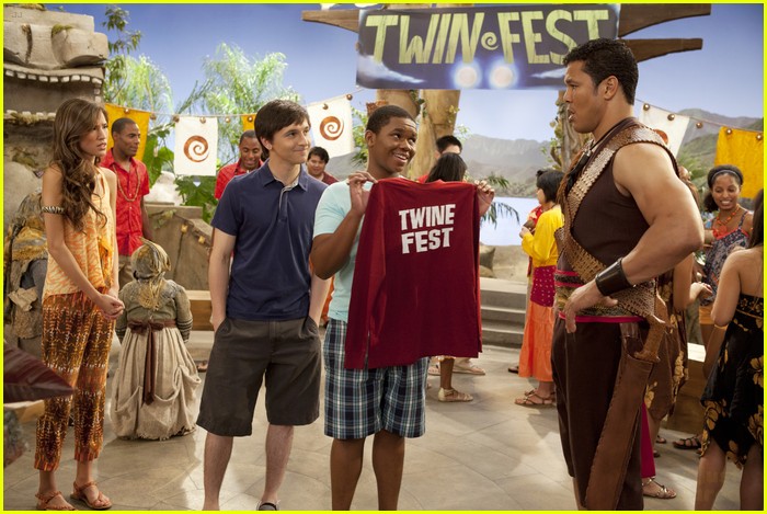 King Brady or King Boomer: Who's The Evil One? | Photo 468553 - Photo ...