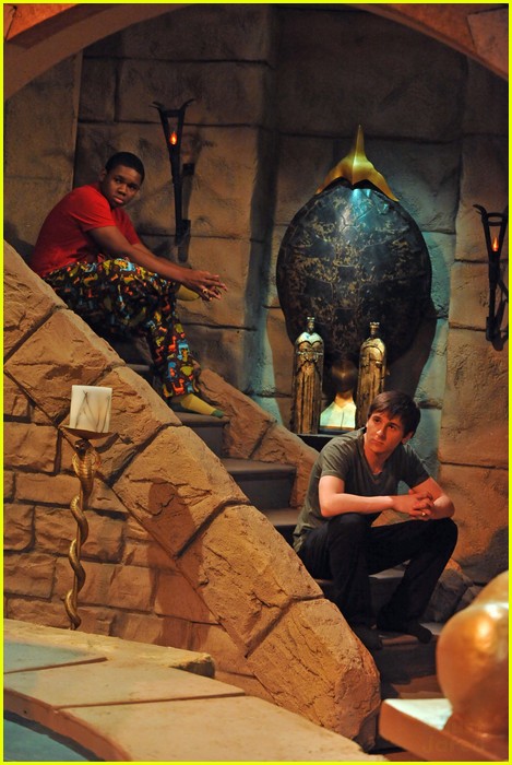 King Brady or King Boomer: Who's The Evil One? | Photo 468560 - Photo ...