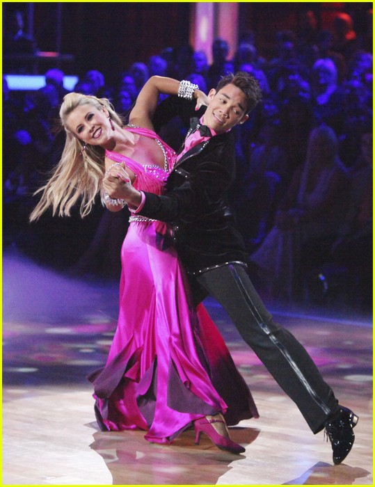 Roshon Fegan & Chelsie Hightower: Viennese Waltz on Dancing With The ...