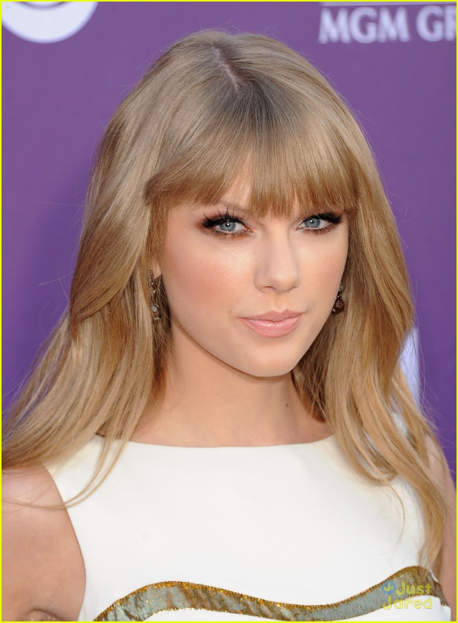 Taylor Swift: ACM Awards 2012 | Photo 466918 - Photo Gallery | Just ...