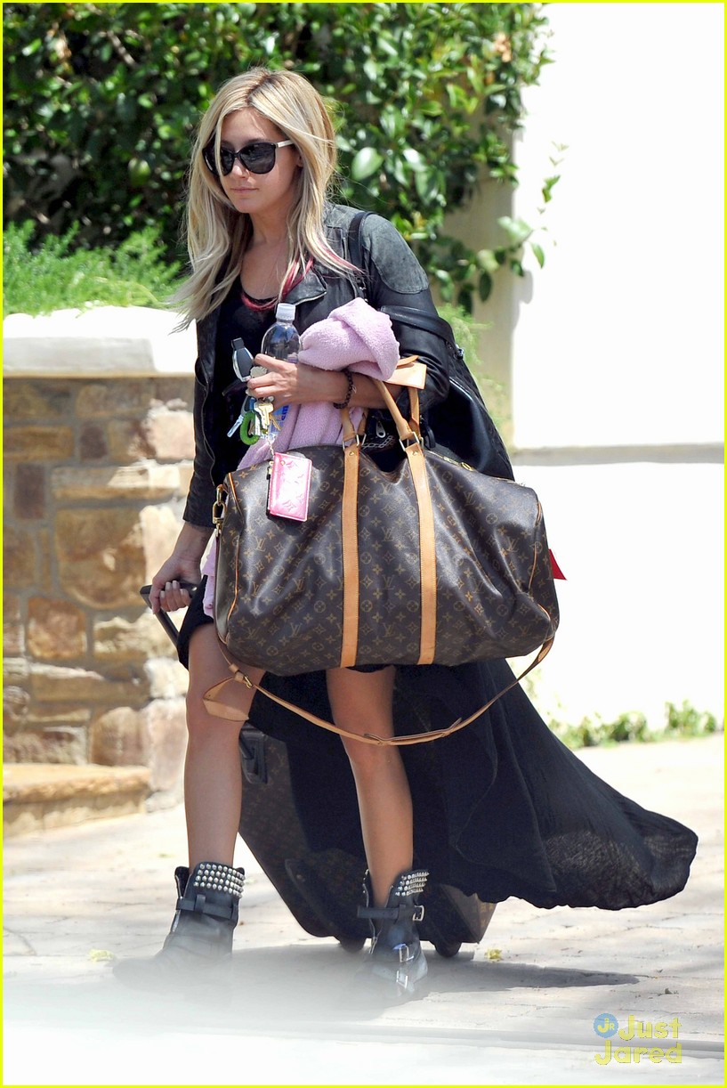 Ashley Tisdale Op Video Interview Photo 467570 Photo Gallery Just Jared Jr