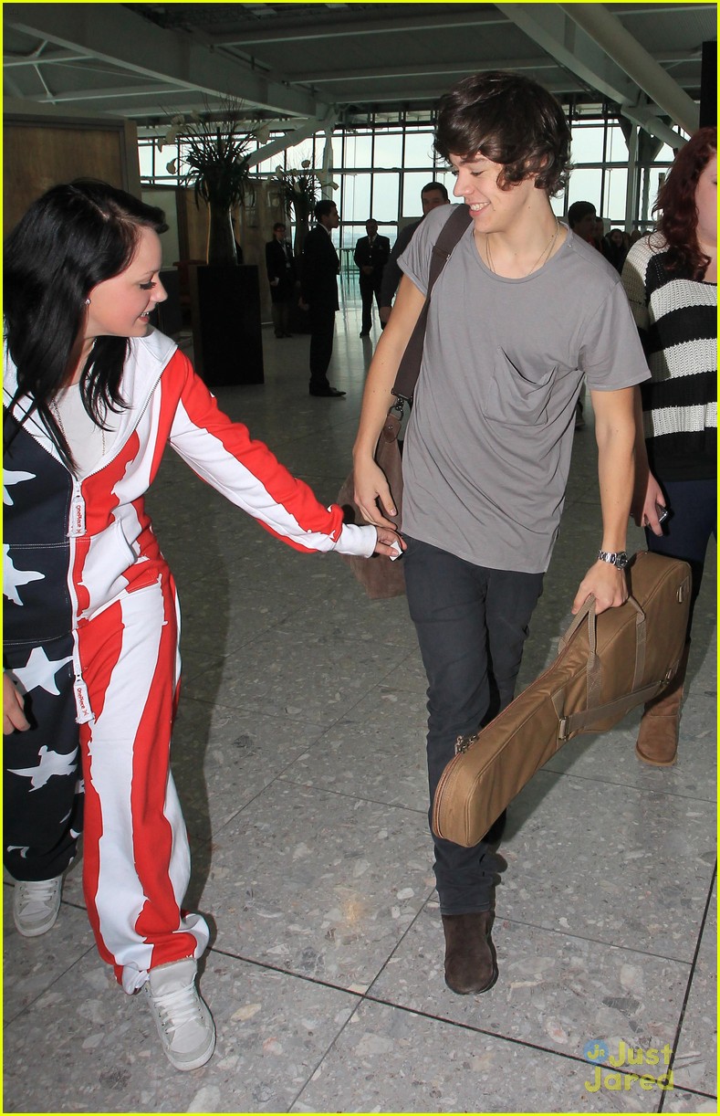 Full Sized Photo of one direction head to heathrow 05 | One Direction ...