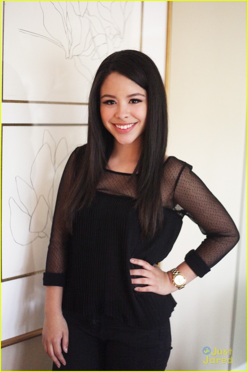Cierra Ramirez & Raini Rodriguez are 'Girls In Progress' -- JJJ ...
