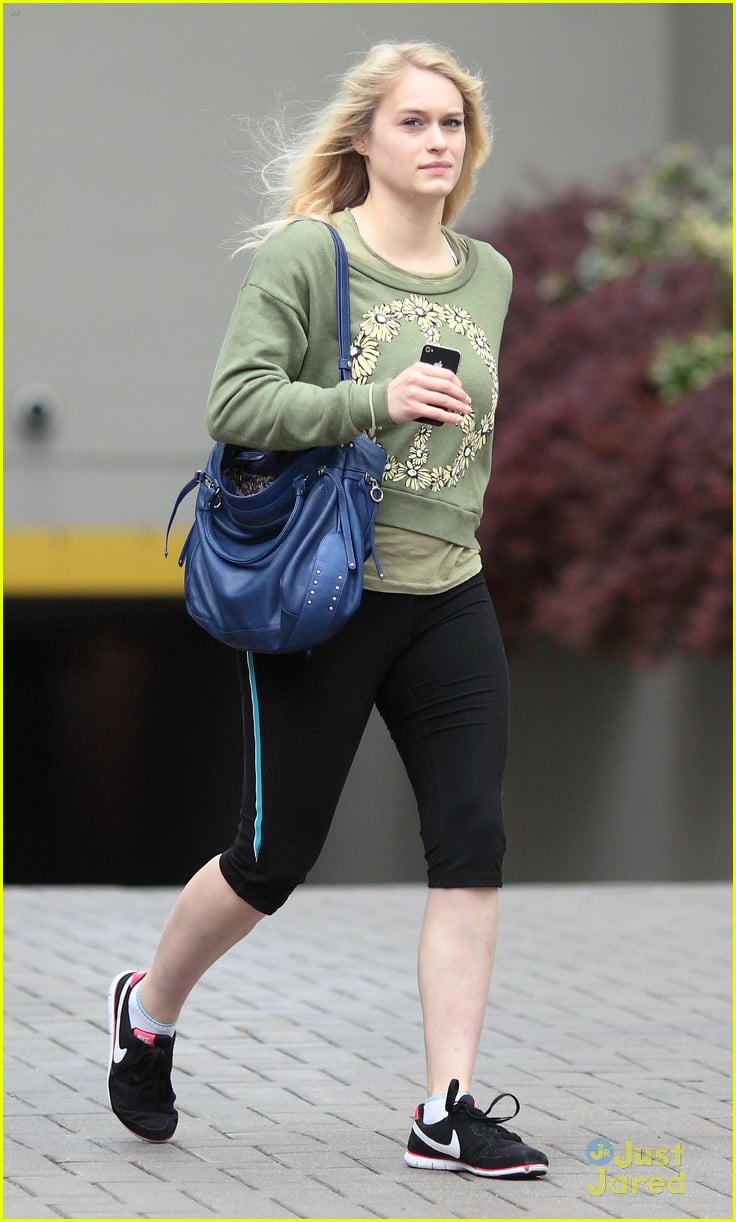 Leven Rambin Dishes On 'Hunger Games' Fitness Routine | Photo 471246 ...