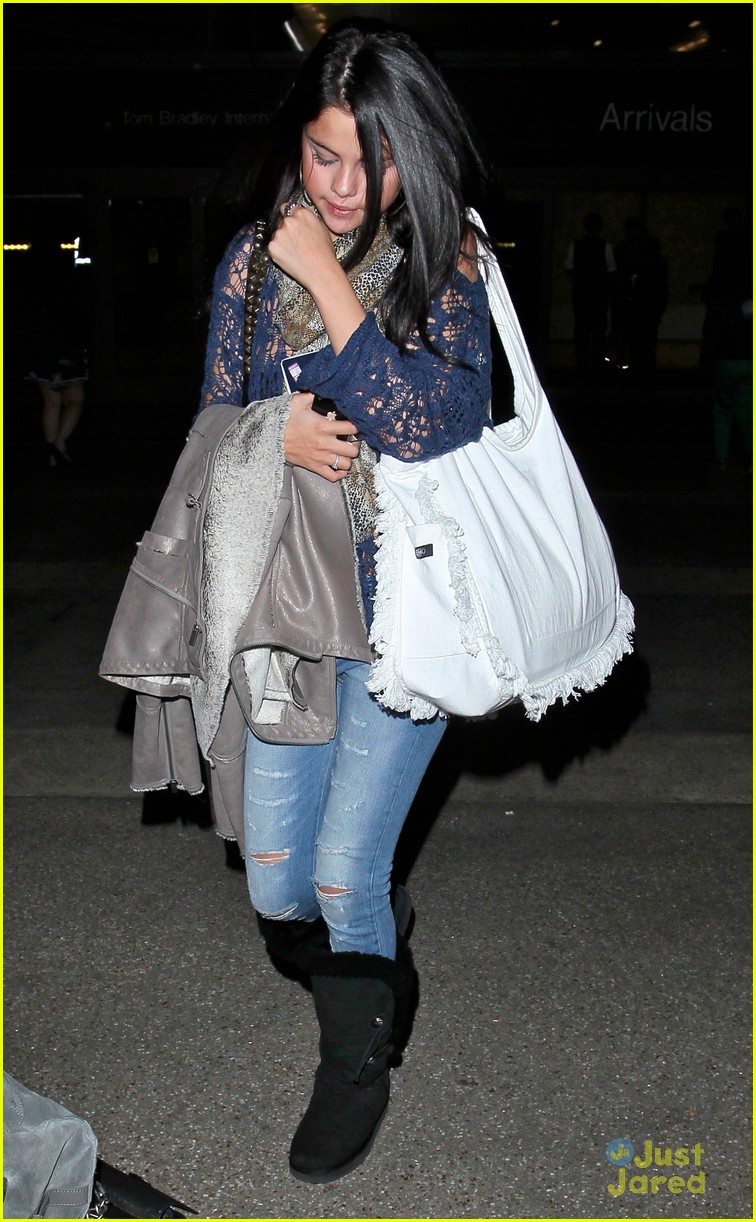 Selena Gomez: Back From Bulgaria | Photo 474584 - Photo Gallery | Just ...