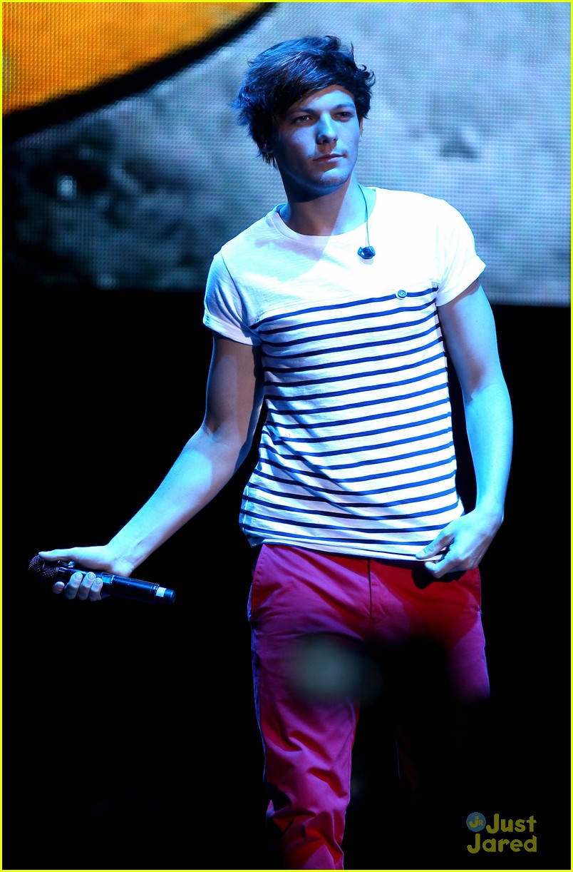 One Direction: New Album Before Christmas? | Photo 476891 - Photo ...