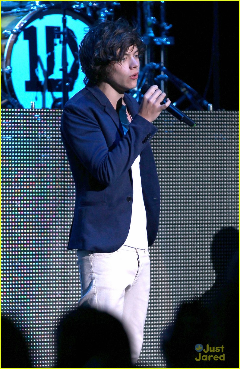 One Direction: New Album Before Christmas? | Photo 476895 - Photo ...