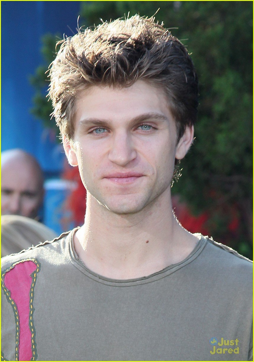Keegan Allen: 'Brave' Premiere | Photo 478099 - Photo Gallery | Just ...