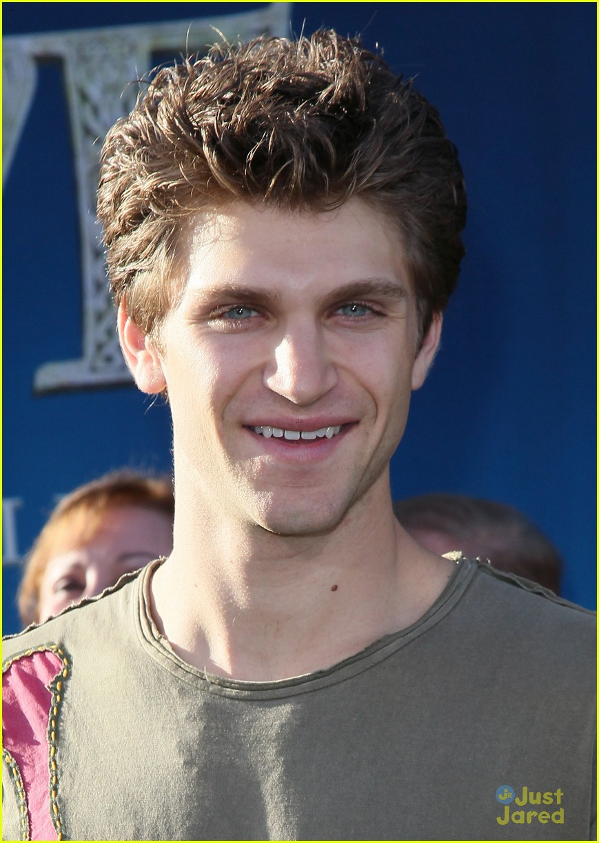 Keegan Allen: 'Brave' Premiere | Photo 478106 - Photo Gallery | Just ...
