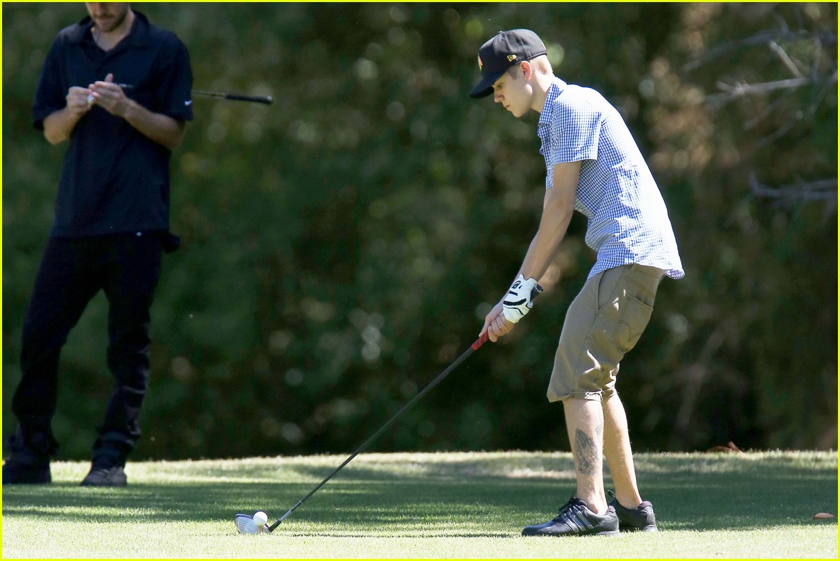 Justin Bieber Golfs His Stress Away | Photo 479181 - Photo Gallery ...