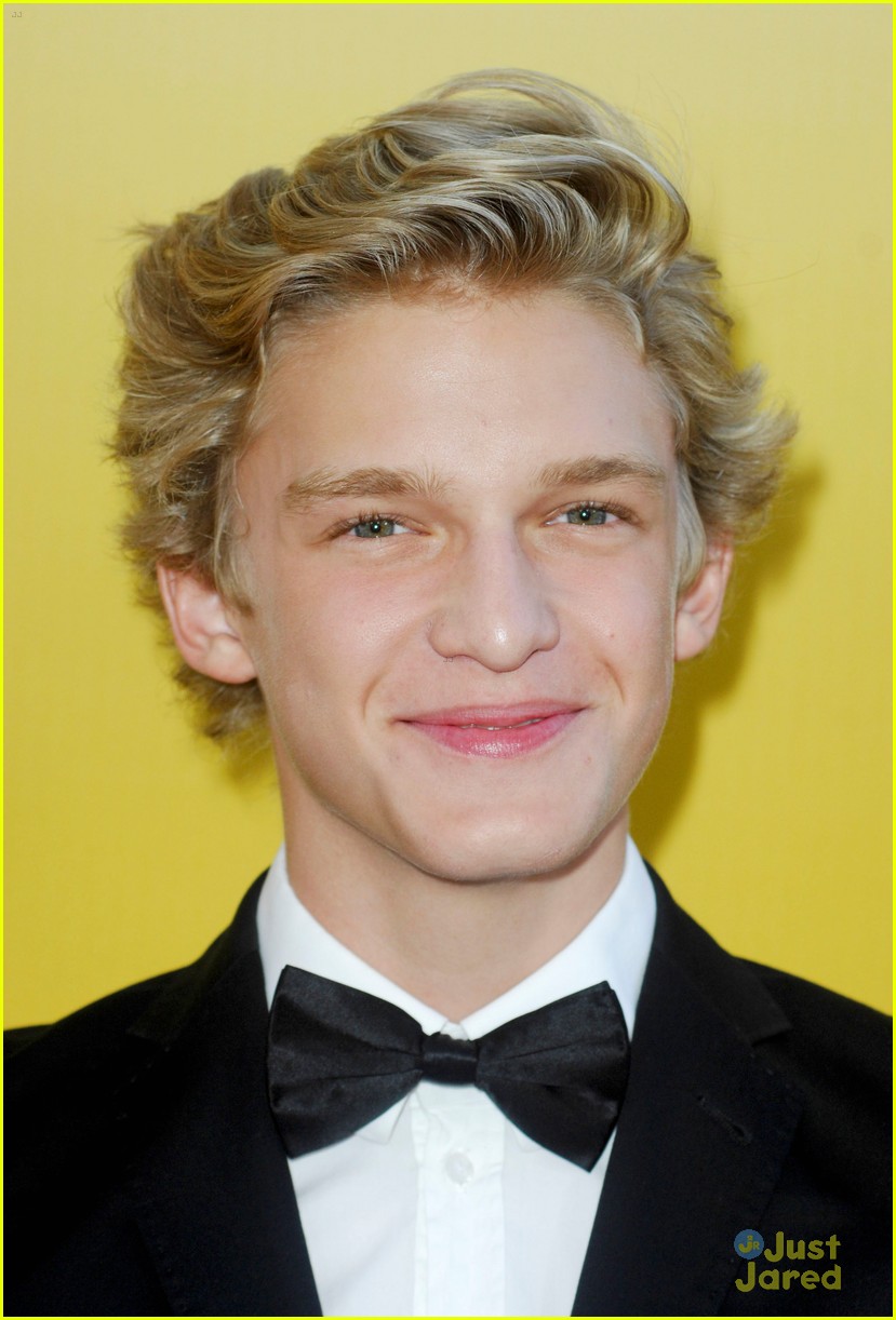 Cody Simpson & Calum Worthy: 'Let It Shine' Premiere | Photo 476265 ...