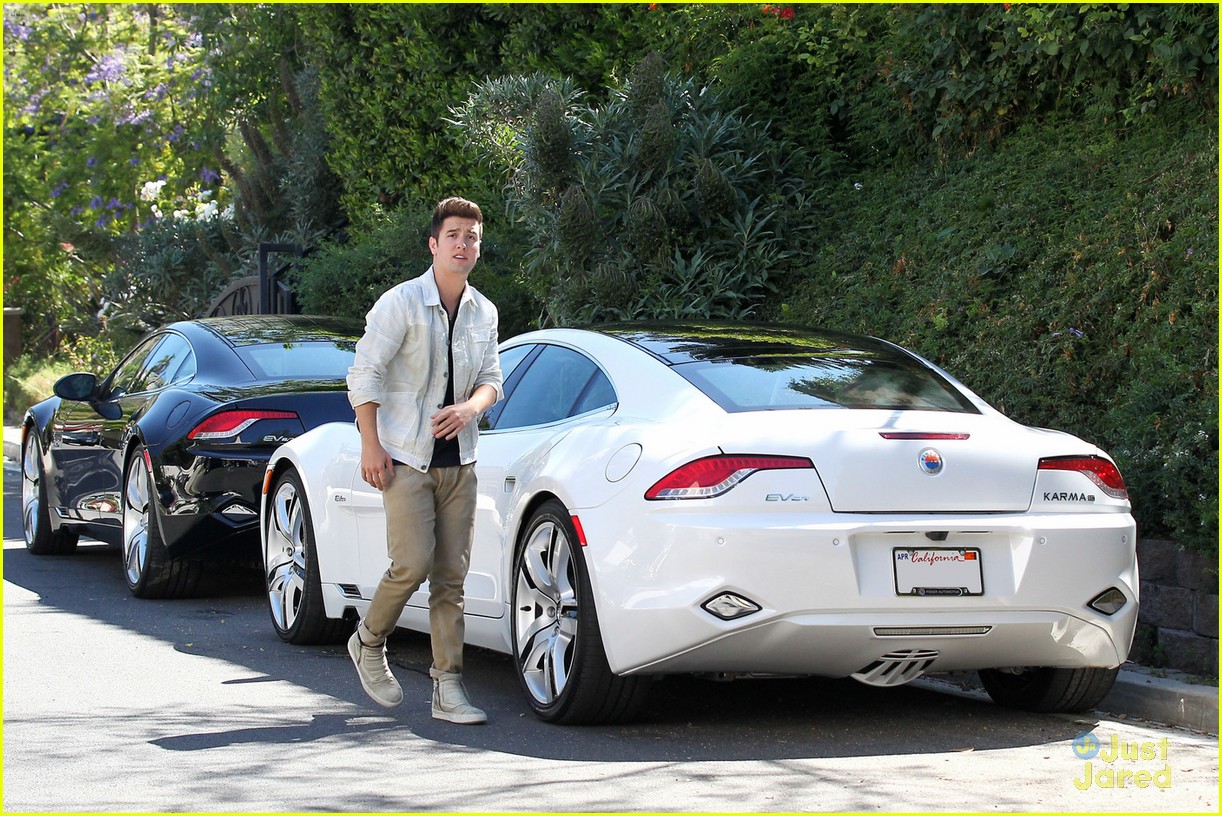 Logan Henderson: Los Angeles Driver! | Photo 479762 - Photo Gallery ...
