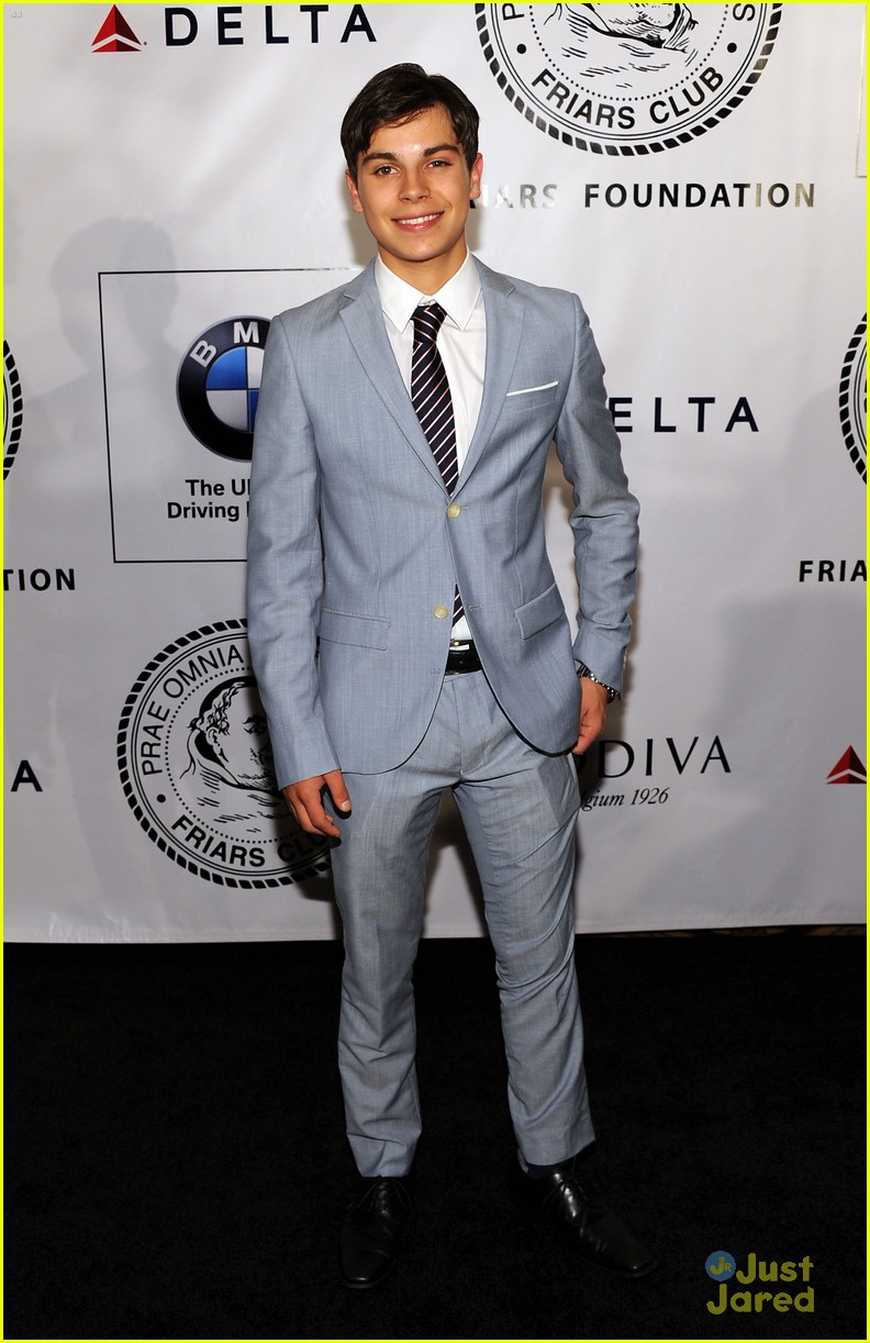 Jake T. Austin Honors Tom Cruise at The Friars Club | Photo 477184 ...