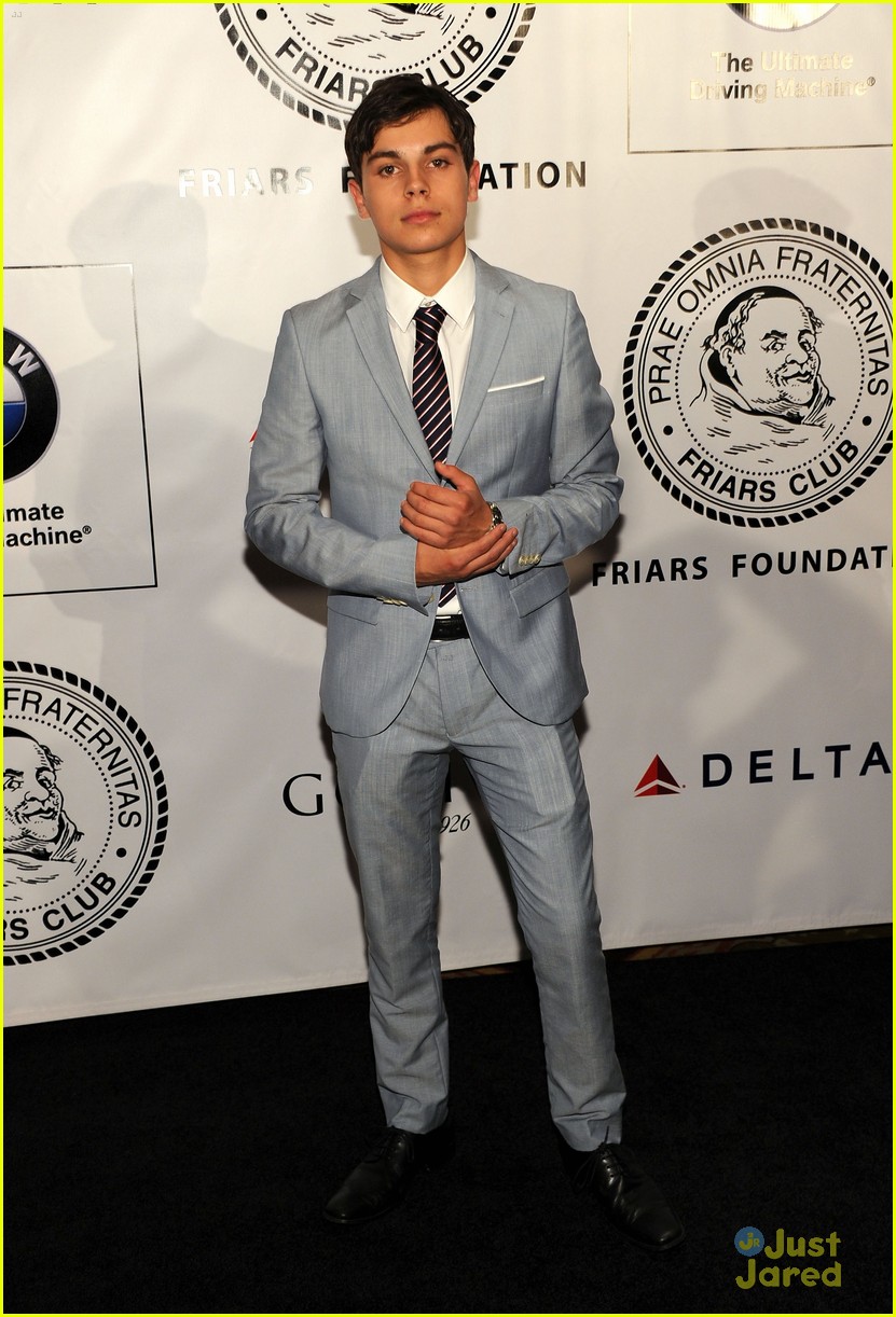 Jake T. Austin Honors Tom Cruise at The Friars Club | Photo 477187 ...