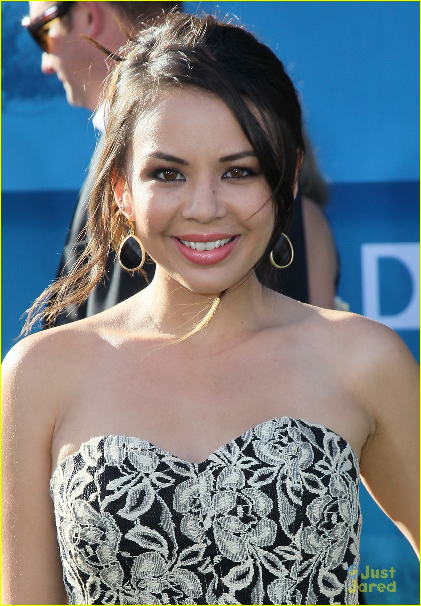Janel Parrish: 'Brave' Featurette! | Photo 478259 - Photo Gallery ...