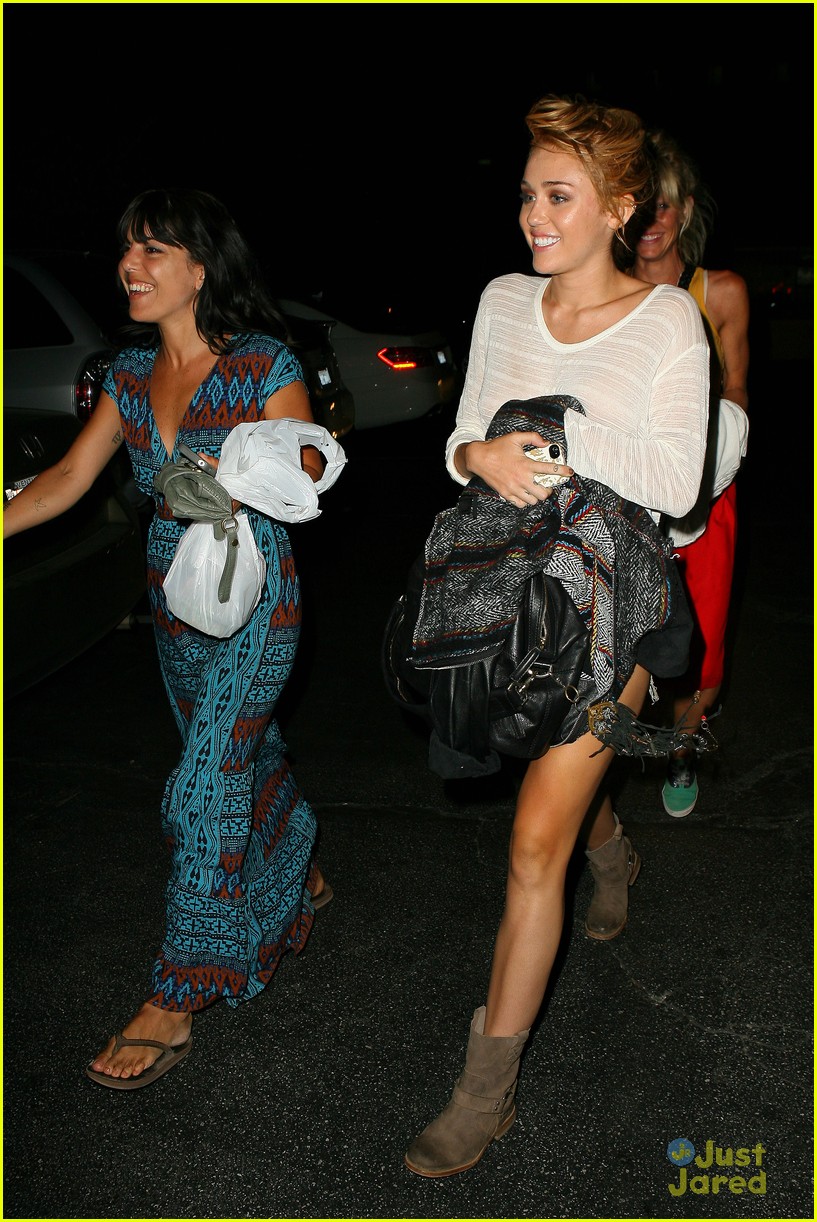 Miley Cyrus: Happy at Hugo's | Photo 476366 - Photo Gallery | Just ...
