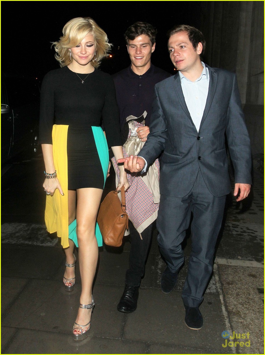 Pixie Lott is a 'Ray of Sunshine' | Photo 476717 - Photo Gallery | Just ...