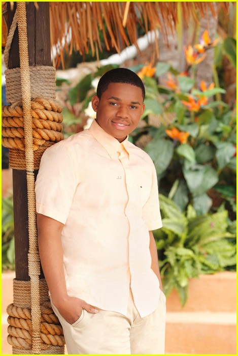 Boomer Meets Boz on 'Pair of Kings' | Photo 477465 - Photo Gallery ...