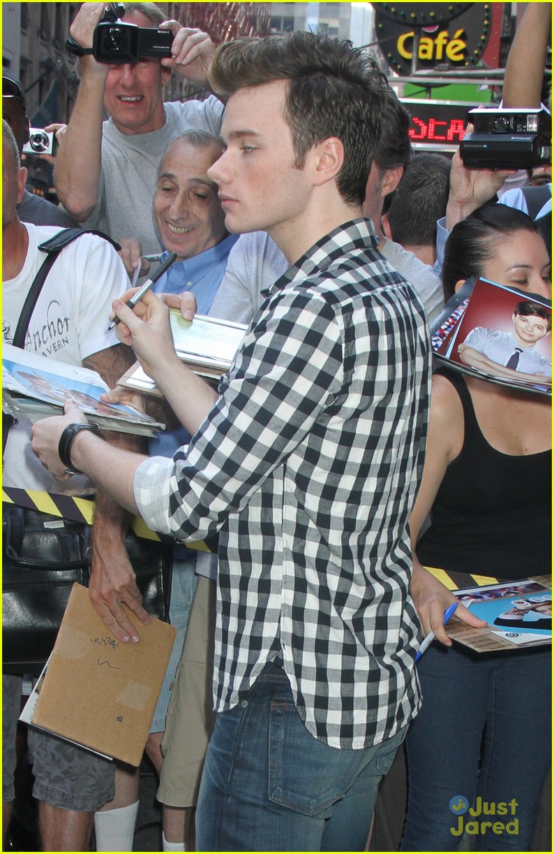 Chris Colfer: 'GMA' Appearance! | Photo 482649 - Photo Gallery | Just ...
