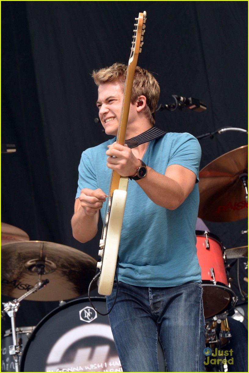 Full Sized Photo of hunter hayes country thunder 15 | Hunter Hayes To ...