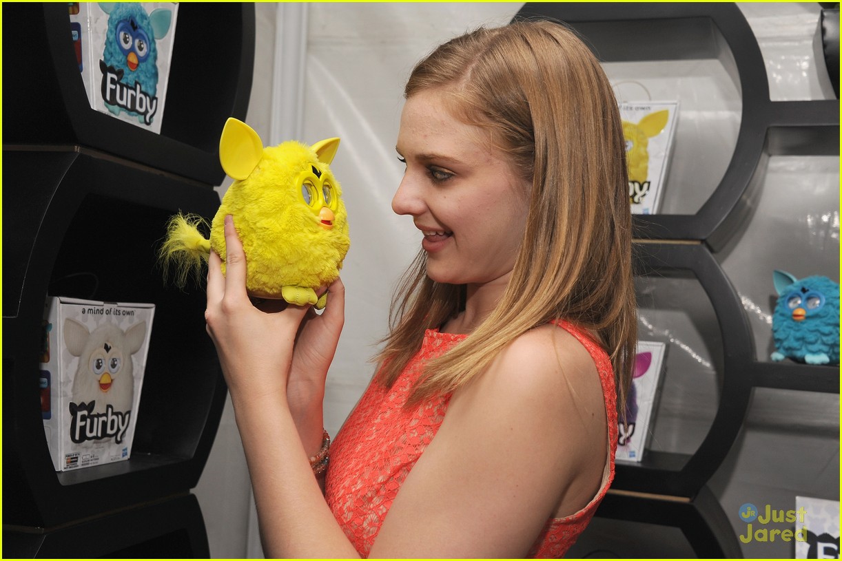 Kaitlyn Jenkins: Ryka Runner! | Photo 483442 - Photo Gallery | Just ...