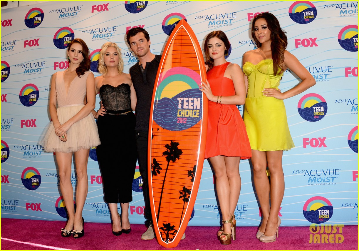 Lucy Hale - Teen Choice Awards 2012 | Photo 483639 - Photo Gallery ...