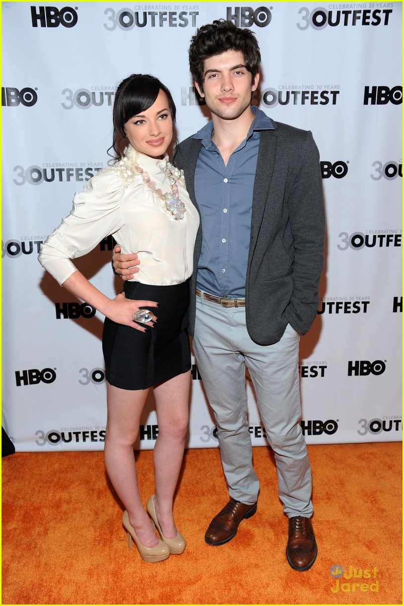 Ashley Rickards: 'Jenna Is The Every-Girl' | Photo 481804 - Photo ...