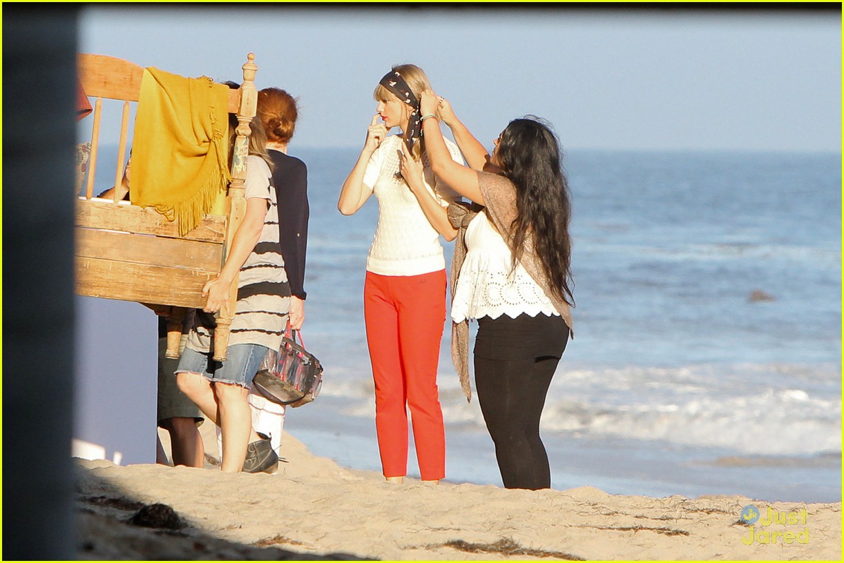 Taylor Swift: Beach Shoot Beauty | Photo 484412 - Photo Gallery | Just ...