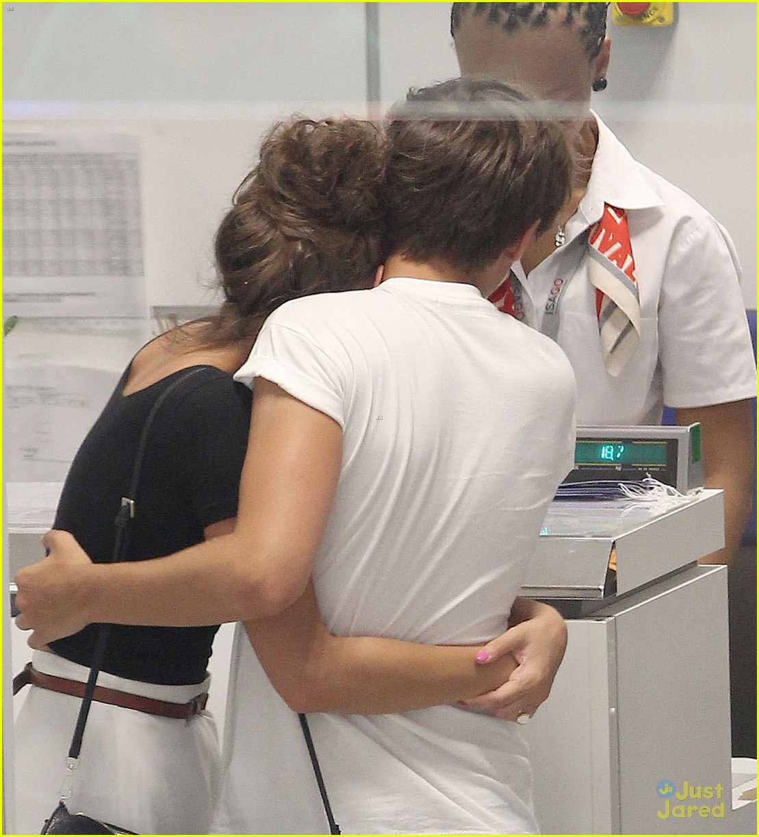 One Direction's Louis Tomlinson: Romantic Departure with Eleanor Calder ...