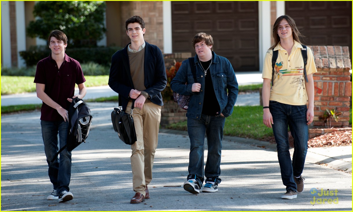 Full Sized Photo of alex frnka inbetweeners pics 12 | Alex Frnka: New ...