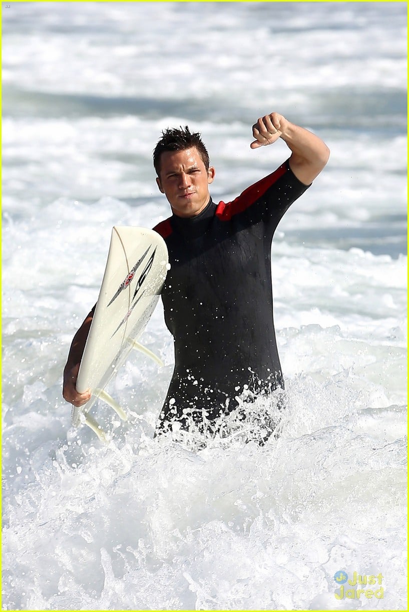 Full Sized Photo of lanter shirtless 90210 10 | Matt Lanter & Tristan ...