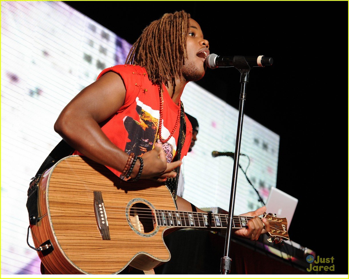 Leon Thomas: West Palm Beach Concert Cool | Photo 490711 - Photo ...