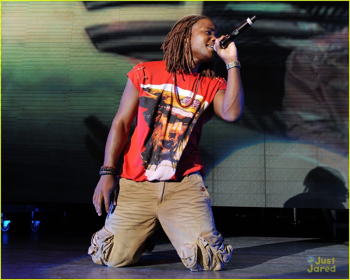 Leon Thomas: West Palm Beach Concert Cool | Photo 490712 - Photo ...