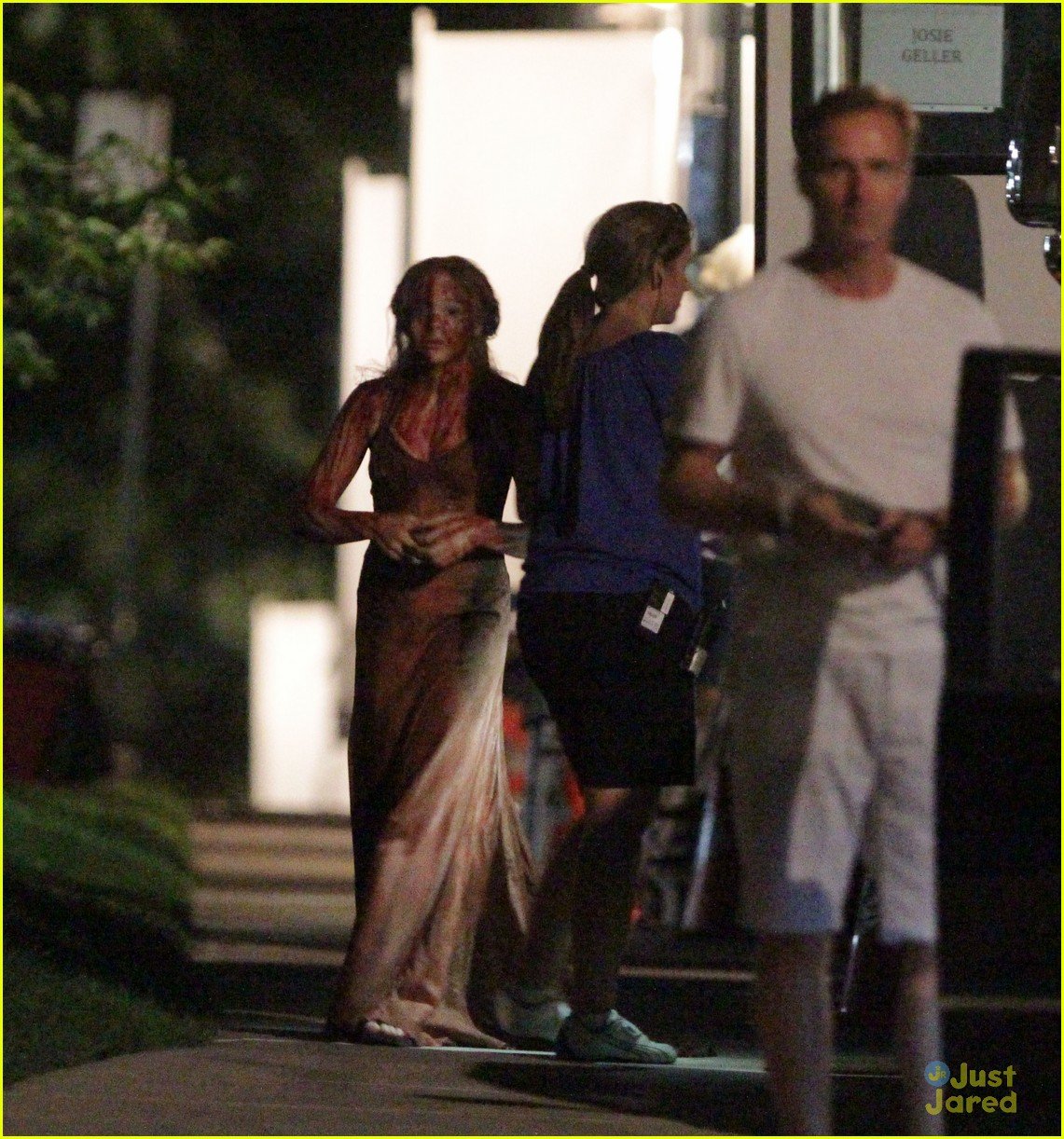 Full Sized Photo of chloe moretz blood soaked on carrie set 35 | Chloe ...