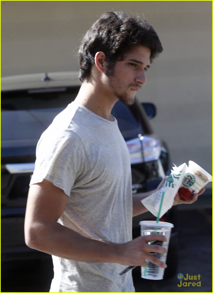 Tyler Posey: The Last Episode Of 'Teen Wolf' Is So Rad! | Photo 488081 - Photo Gallery | Just ...