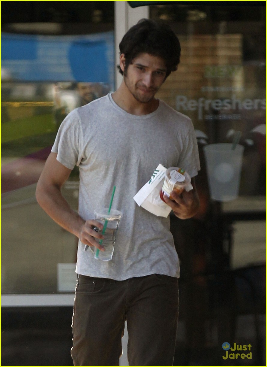 Tyler Posey: The Last Episode Of 'Teen Wolf' Is So Rad! | Photo 488085 - Photo Gallery | Just ...