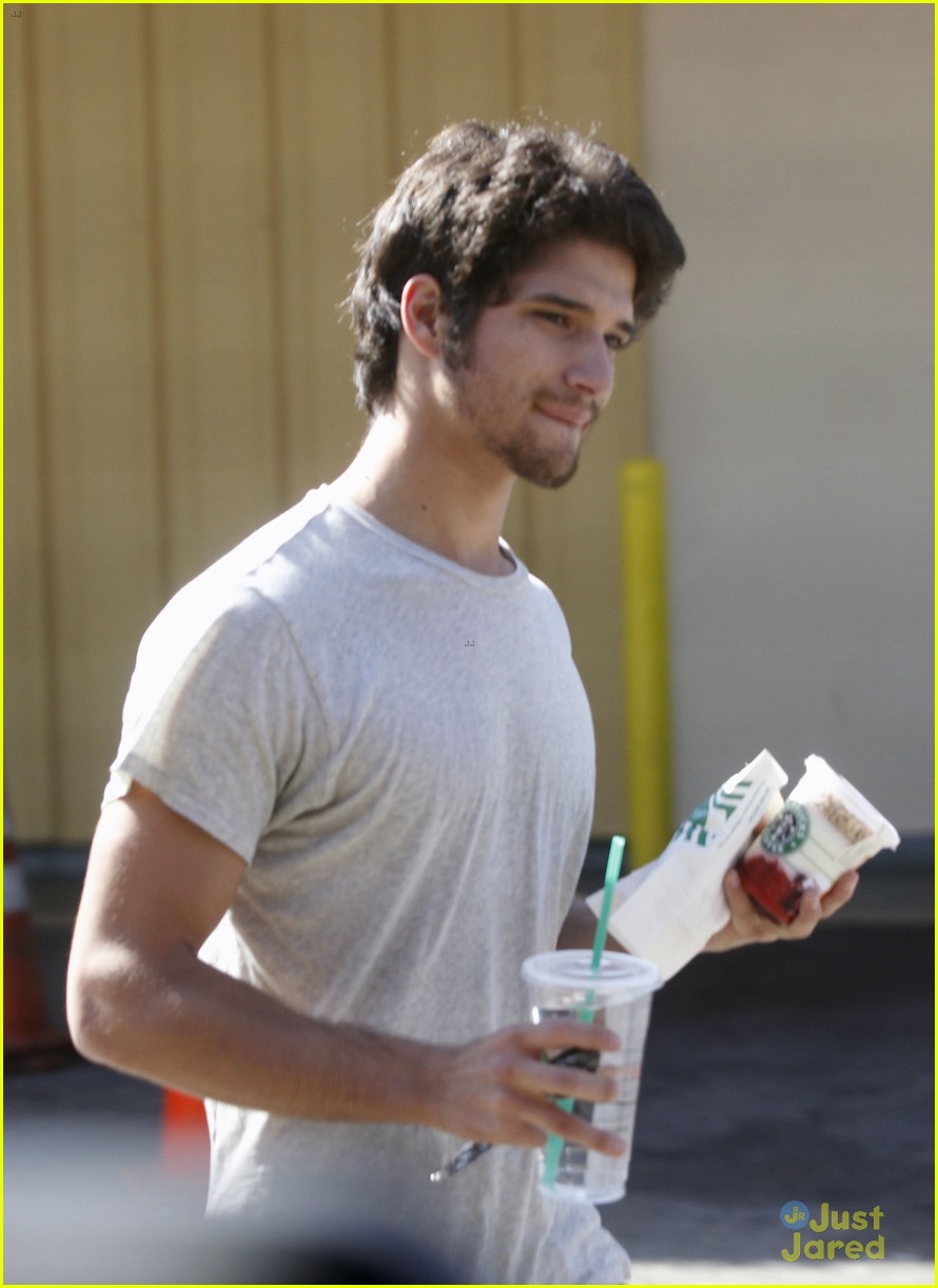 Tyler Posey: The Last Episode Of 'Teen Wolf' Is So Rad! | Photo 488087 - Photo Gallery | Just ...