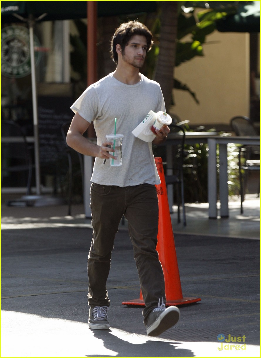 Tyler Posey: The Last Episode Of 'Teen Wolf' Is So Rad! | Photo 488088 - Photo Gallery | Just ...