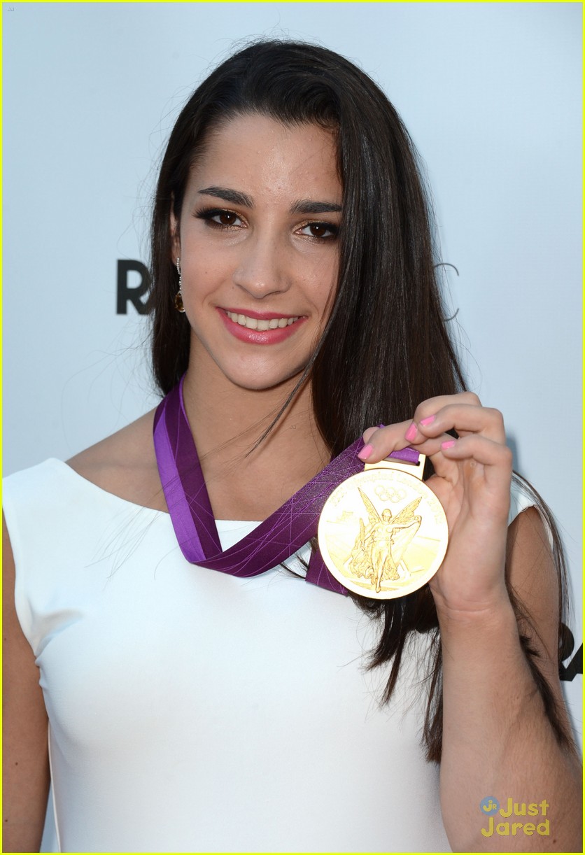 Aly Raisman: 'Bachelorette' Premiere Pretty | Photo 490359 - Photo ...