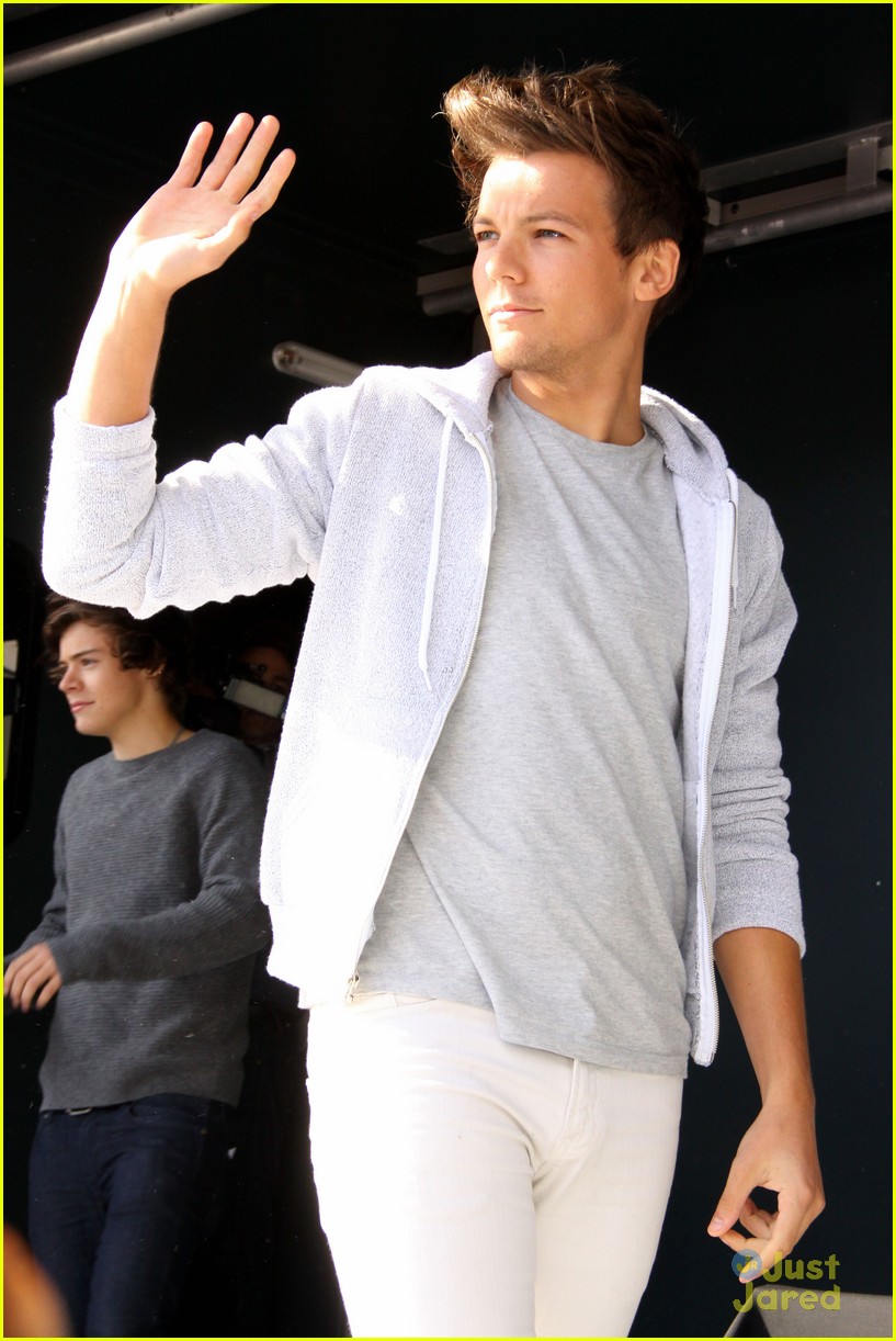 One Direction: Signing in Germany! | Photo 497192 - Photo Gallery ...